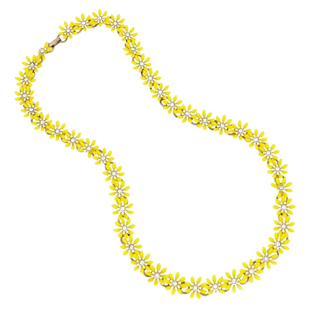 28" Plastic Yellow Daisy Chain Necklace, 1950s – Stylemined